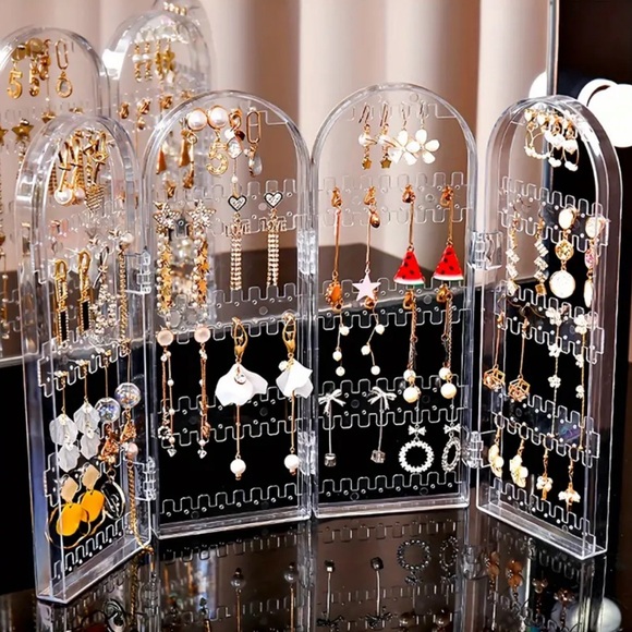 LuxStyleInteriors | Storage & Organization | Acrylic Jewelry Display ...
